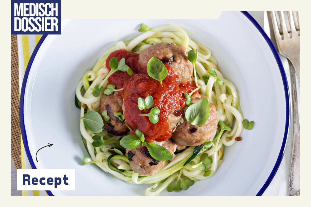Maak kennis met Courgettespaghetti met tomatensaus - Medisch Dossier